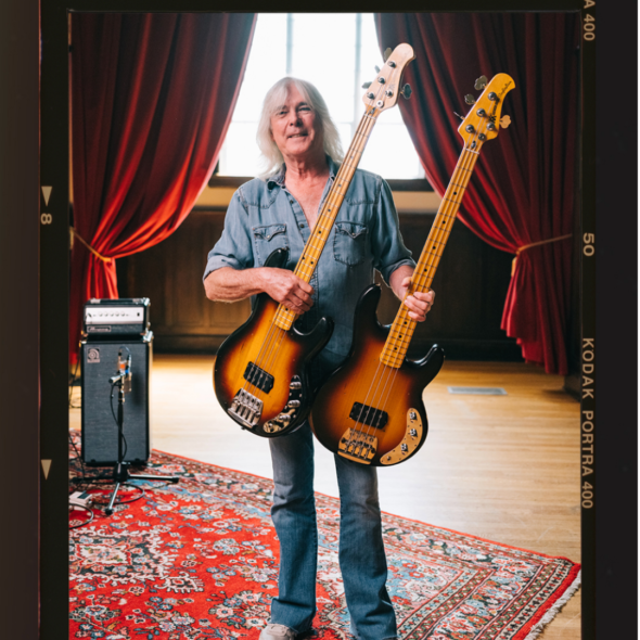 Music Man presenta el el Cliff Williams StingRay - Bajos y Bajistas